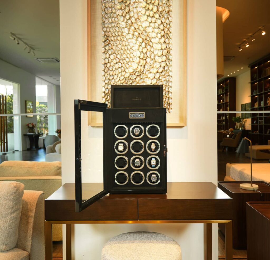 How to Choose the Right Watch Winder for Your Omega Collection - Billstone